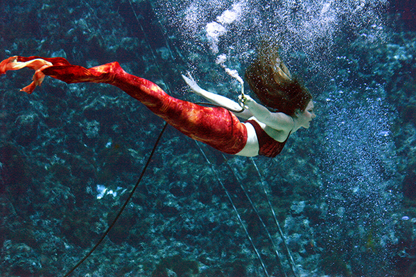 What It's Like to be a Mermaid | Scuba Diving