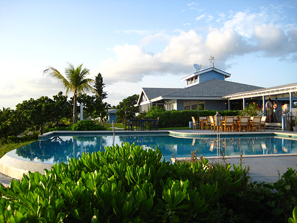 Deep Water Cay: Grand Bahama’s Virtually Private Diving | Scuba Diving