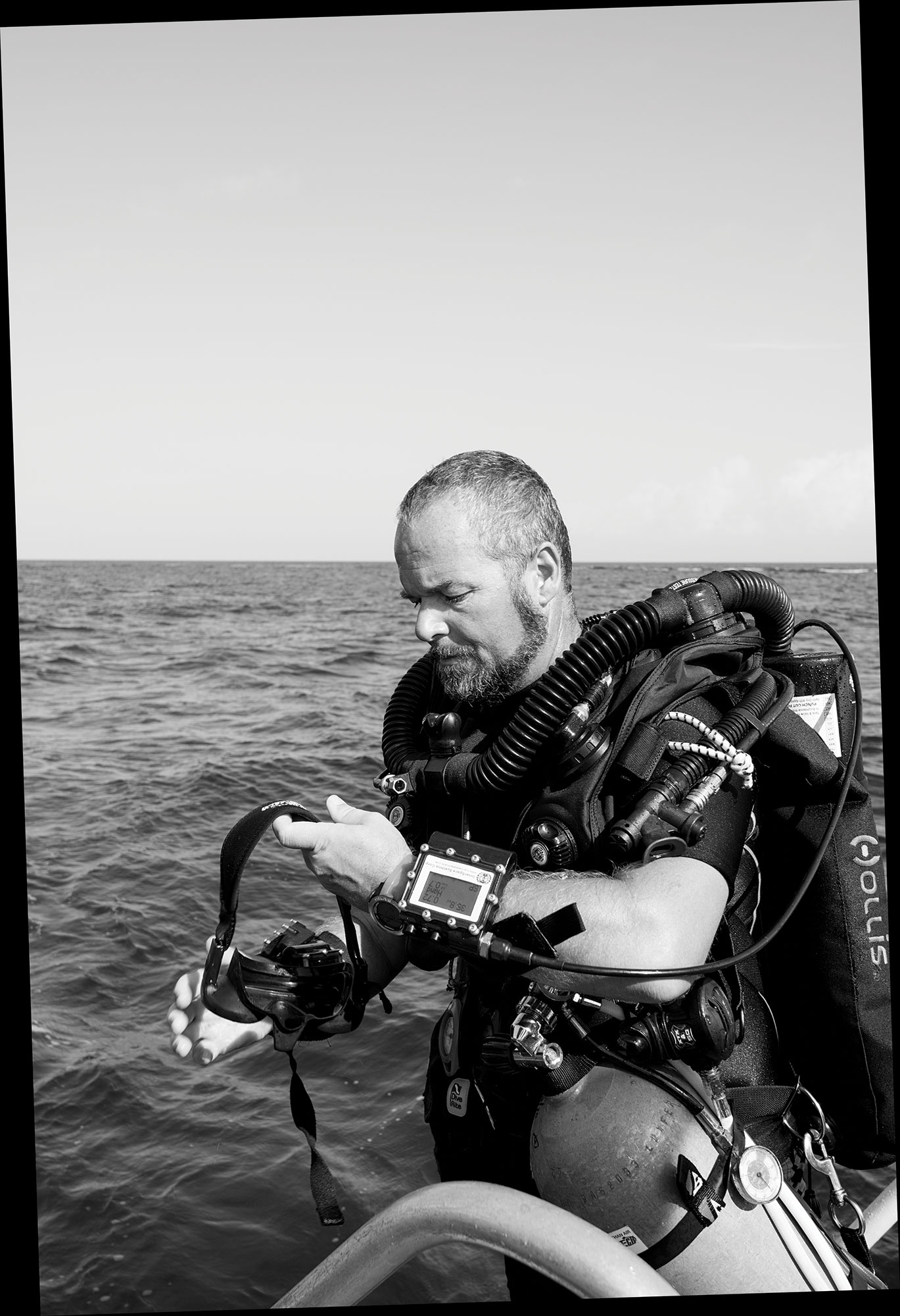 Scuba Diving on Rebreather in Grand Cayman Island | Scuba Diving