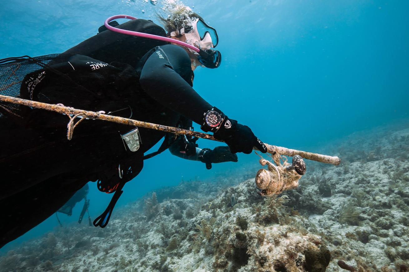Divers Remove 14,000 Pounds of Trash in the Florida Keys | Scuba Diving