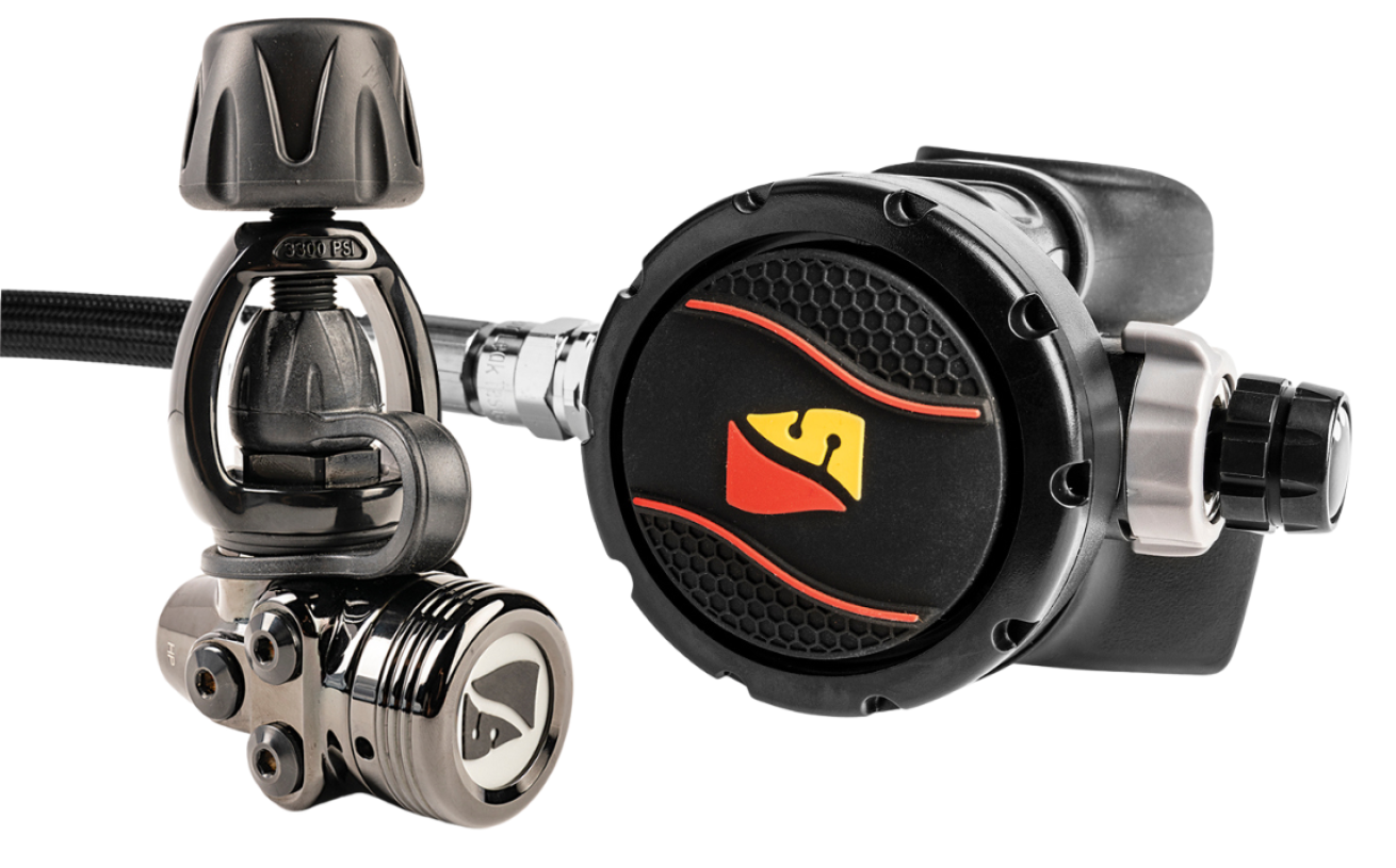 Best Scuba Regulators of 2025 Reviewed | Scuba Diving