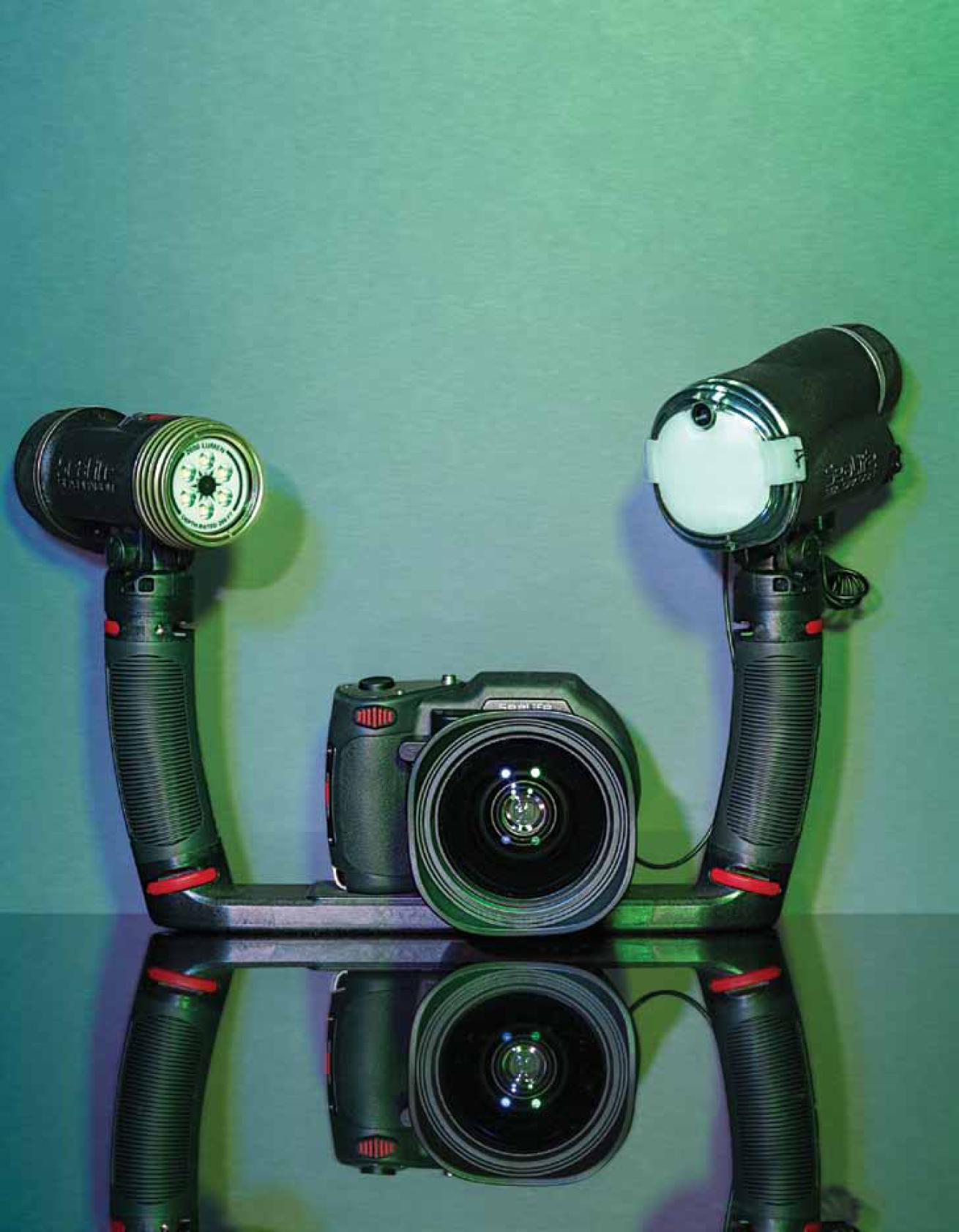 Best Underwater Wide-Angle Cameras and Accessories | Scuba Diving