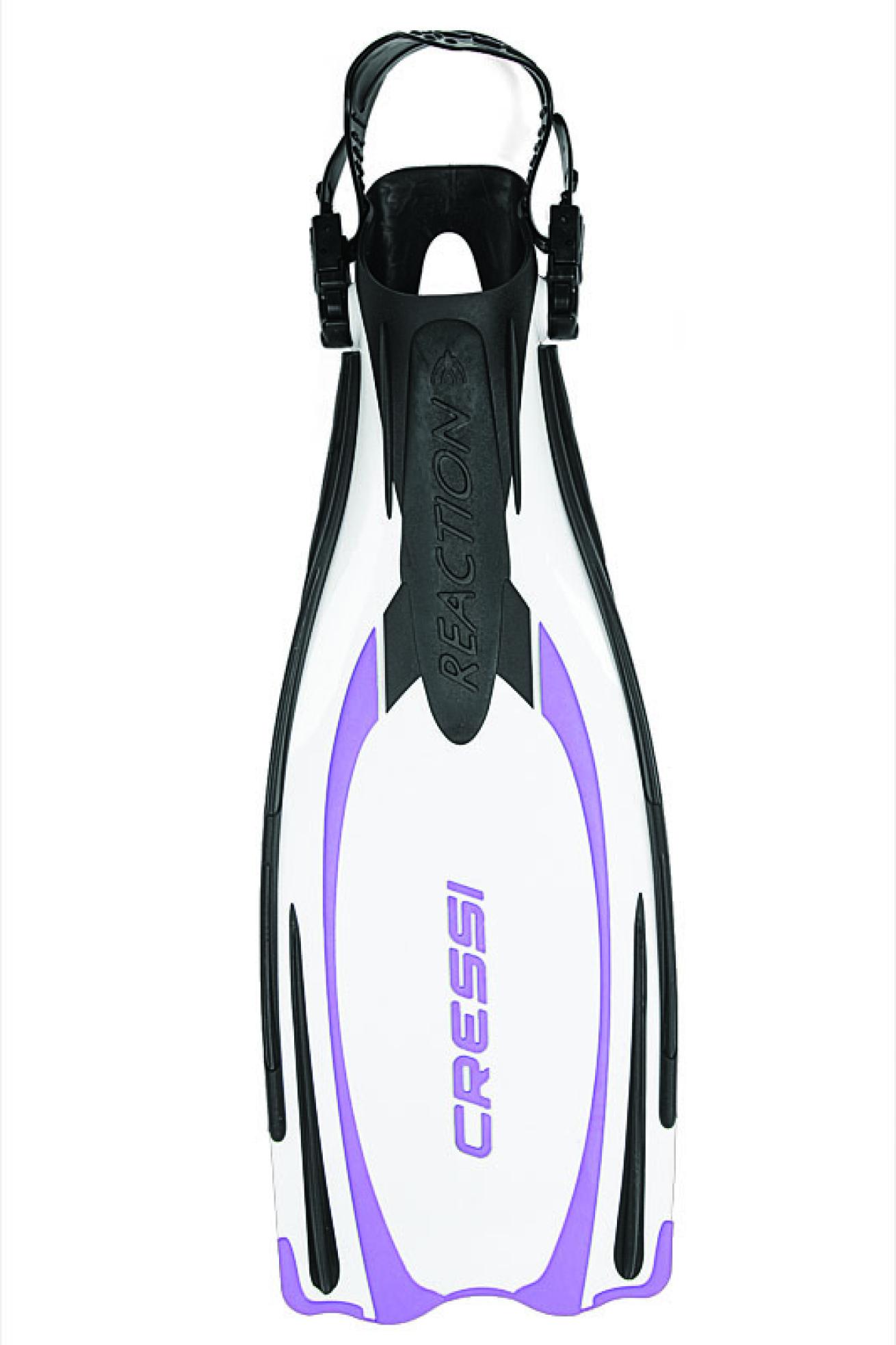 What You Need to Know About: Fins | Scuba Diving