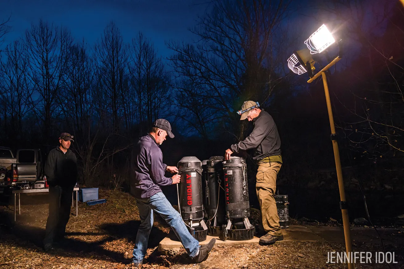 Cave Diving the Intricate Underwater Passages of Missouri's Roubidoux ...