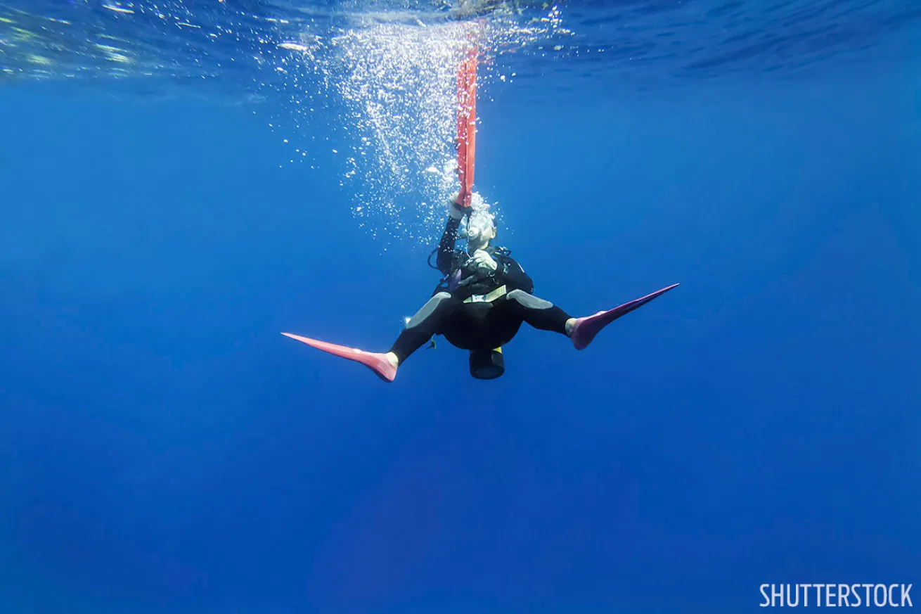 5 Tips For Surface Signaling | Scuba Diving