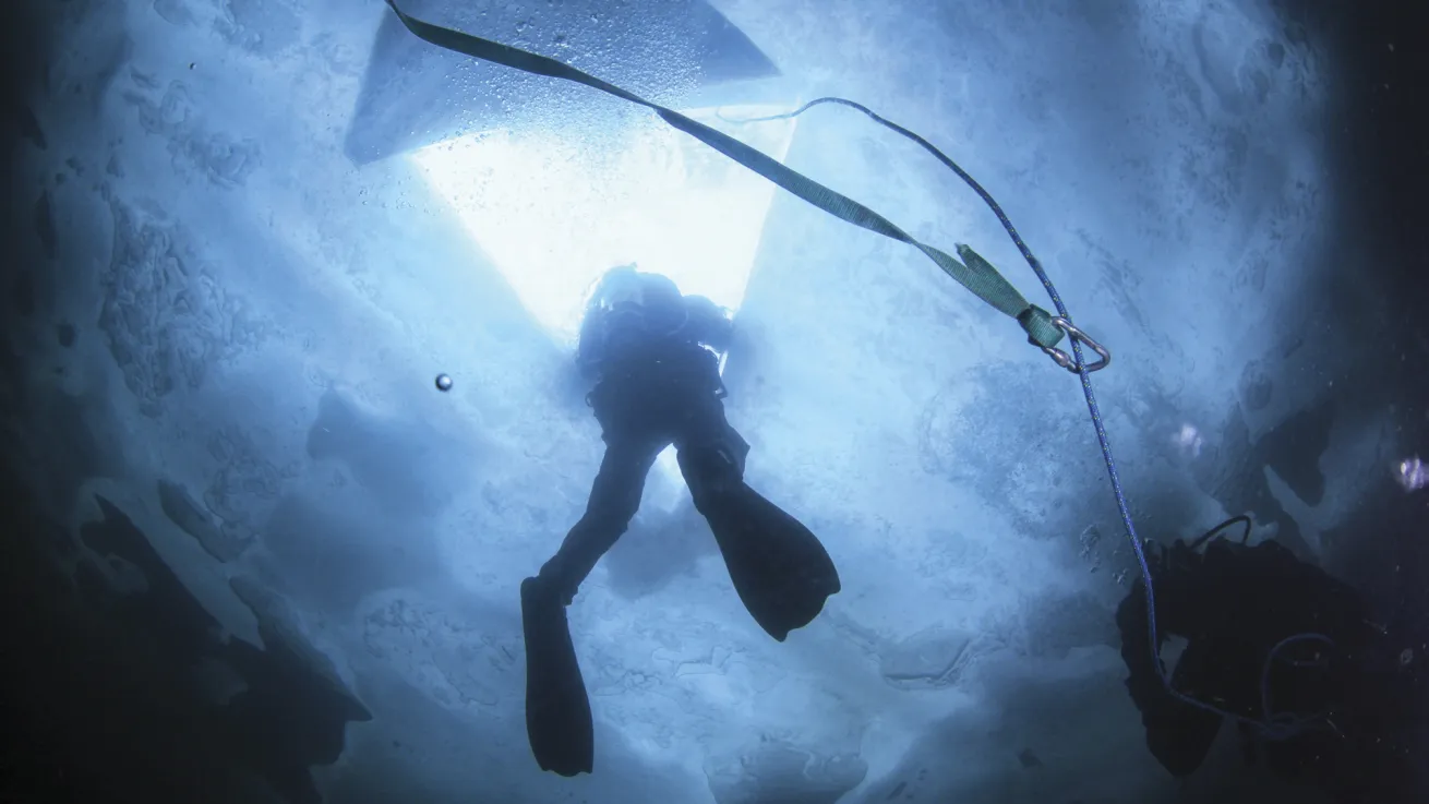 Introduction to Ice Diving | Scuba Diving