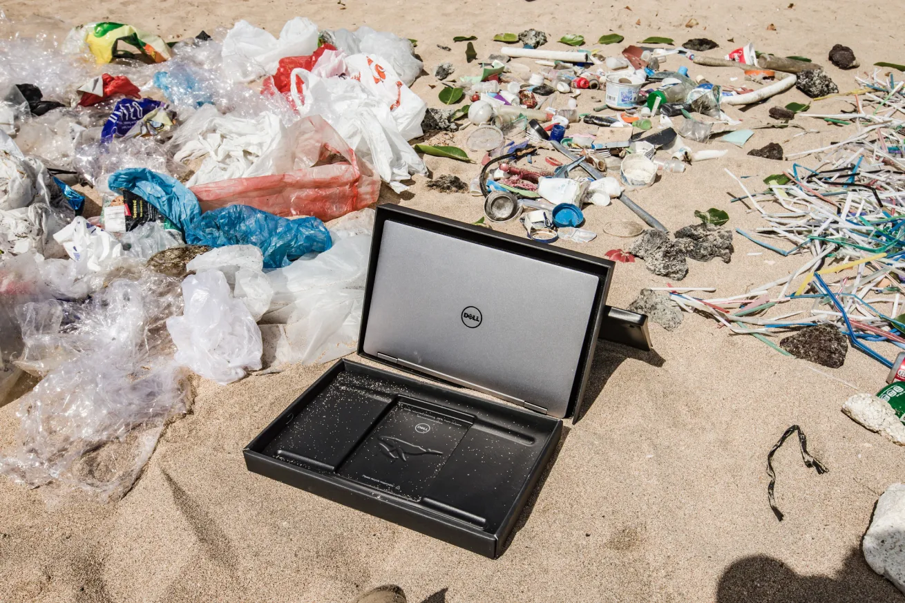 Dell Ships Laptop in Recycled Ocean Plastics Packaging | Scuba Diving