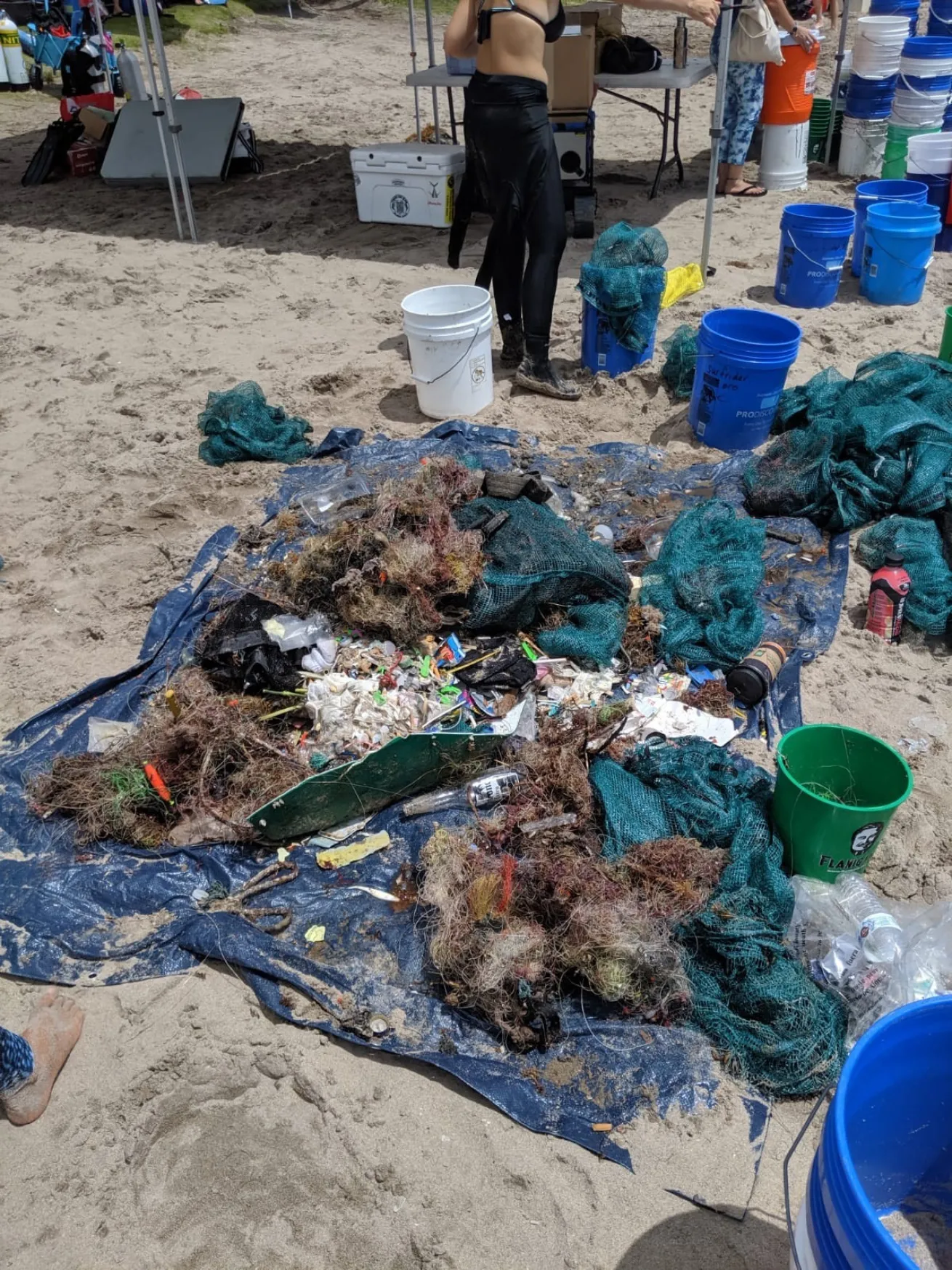 Record-Breaking Ocean Clean-up | Scuba Diving