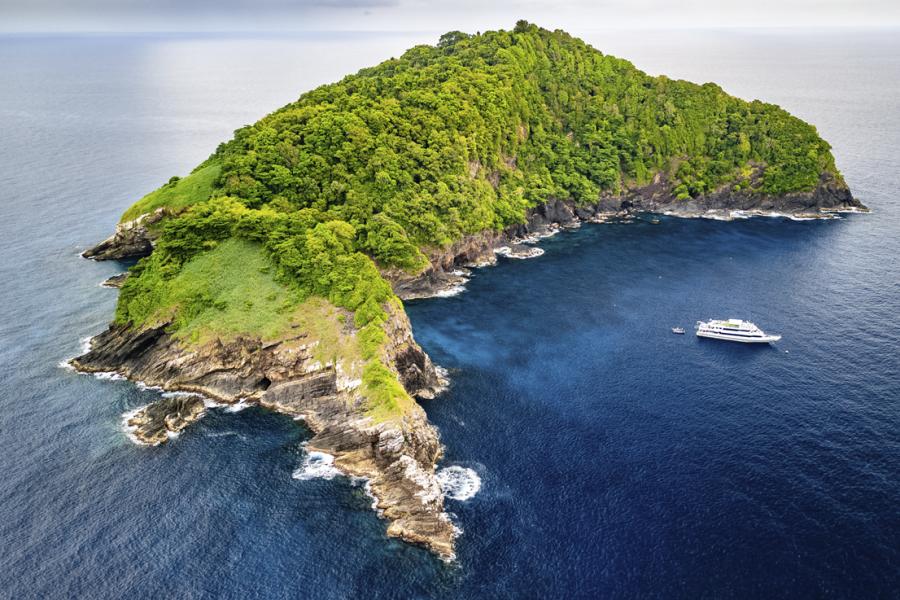 World's Best Scuba Diving Liveaboards | Scuba Diving