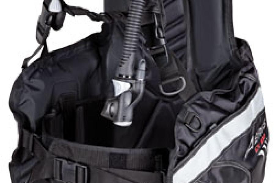 ScubaLab: BCs - Aeris EX100 | Scuba Diving
