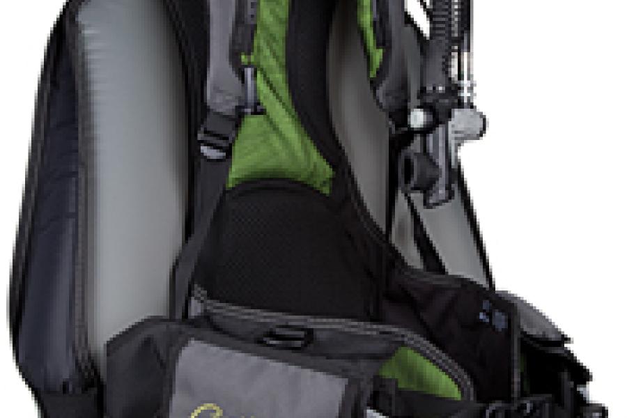 ScubaLab: BCs - Aqua Lung Zuma | Scuba Diving