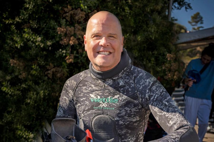 Carl Charter Named April Sea Hero for Making the Underwater World ...